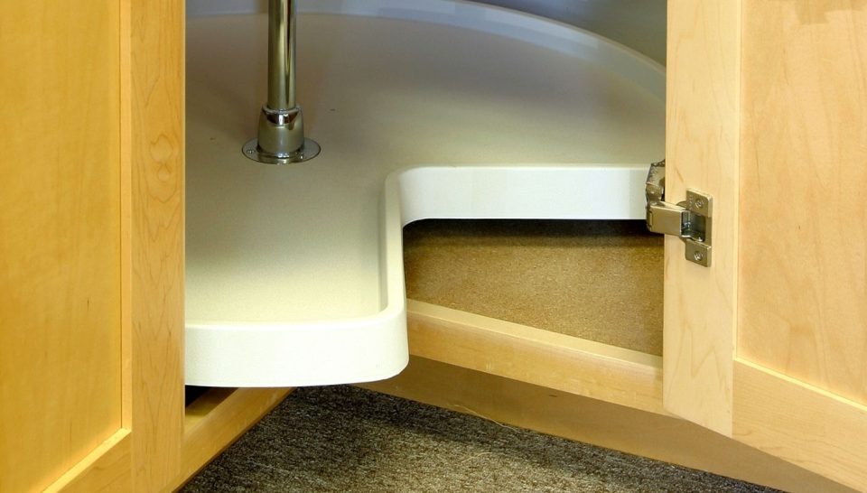 Blind Corner Kitchen Cabinet Ideas: Options to Maximize Space – Best ...