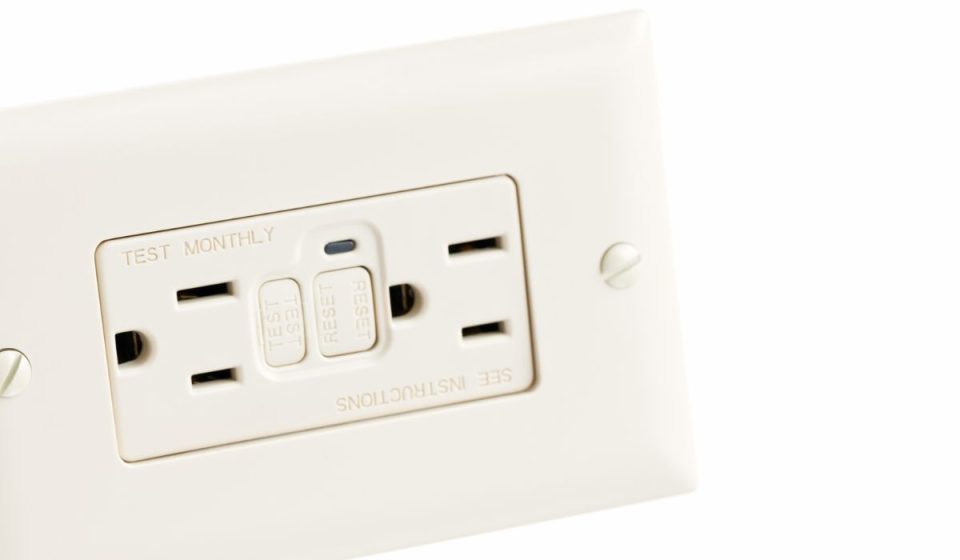 Outlet Stops Working Then Starts Again: What To Do & Why It Happens ...